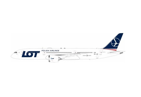 LOT Polish Boeing 787-9 Dreamliner SP-LSG With Stand InFlight ...