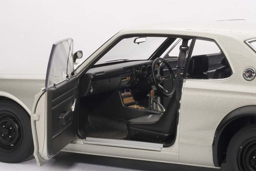 AUTOart 1:18 Scale Nissan Skyline GT-R 1st Generation (KPGC10), Silver ...