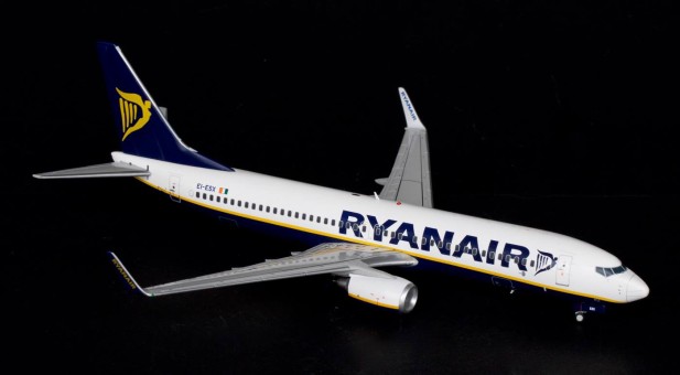 Highly detailed JC Wings die-cast model airplane Ryanair 737-800 ...