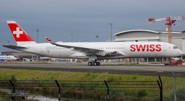 Swiss Airbus A350-900 Reg: HB-IFB PH412026 Phoenix Models 1:400 ezToys ...