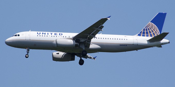 Highly detailed Gemini Jets diecast model airplane United Airbus A320 ...
