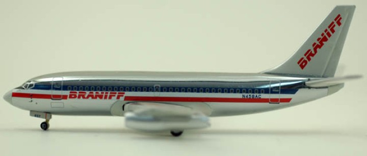 Braniff /American Airline Hybrid c/s 737-200 (Chrome) N458AC Jet-x 1: ...