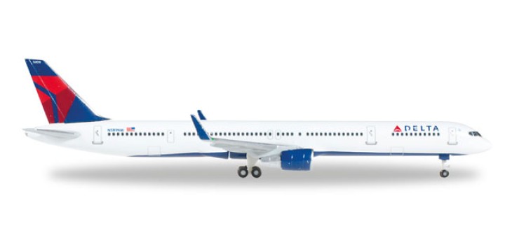 Highly detailed die-cast Herpa model Delta Boeing 757-300 Reg# N589NW ...