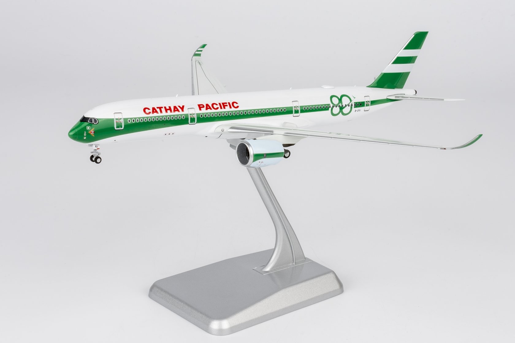 Cathay Pacific Airways Airbus A350-900 Ultimate Reg: B-LRJ 80th ...