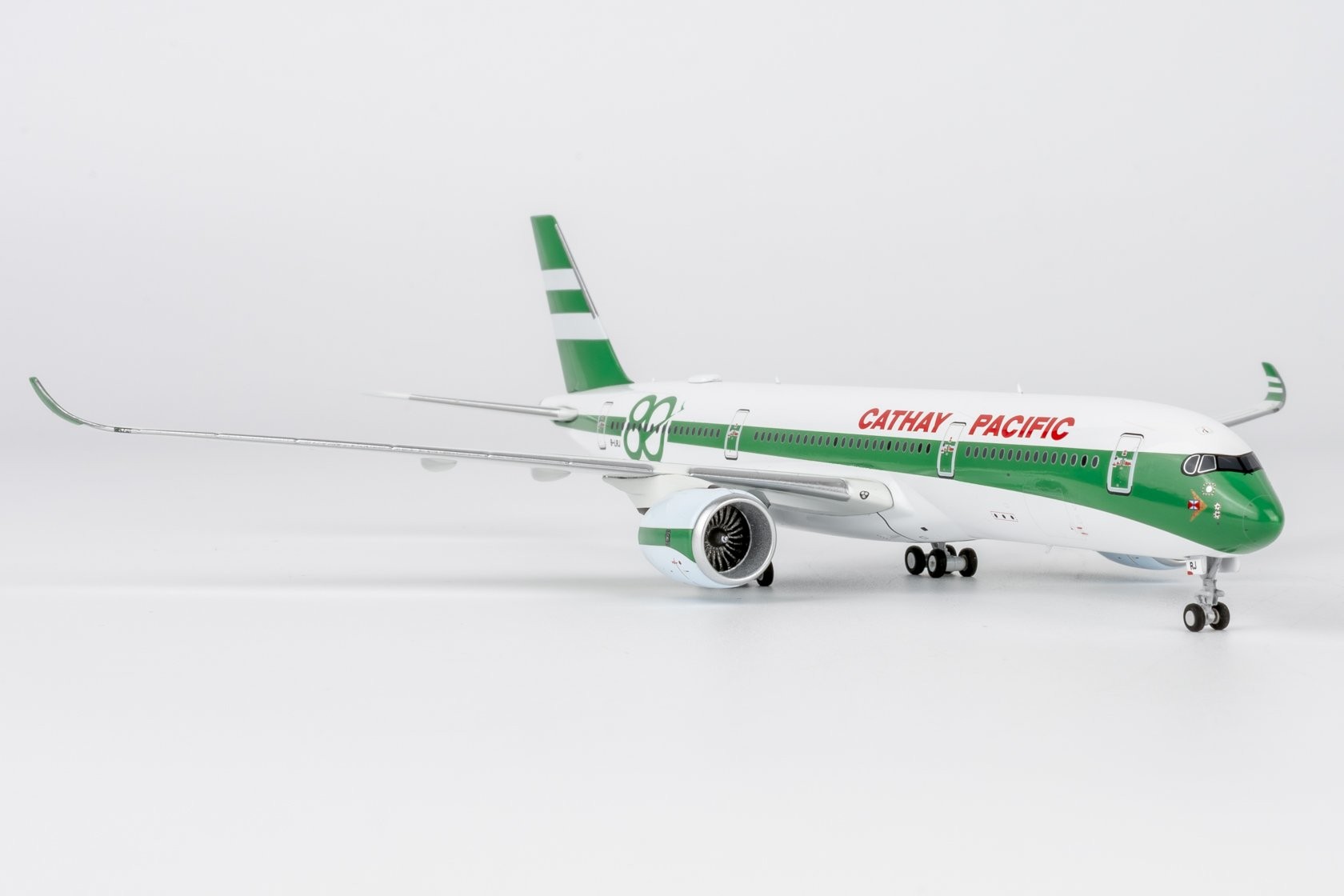 Cathay Pacific Airways Airbus A350-900 Ultimate Reg: B-LRJ 80th ...