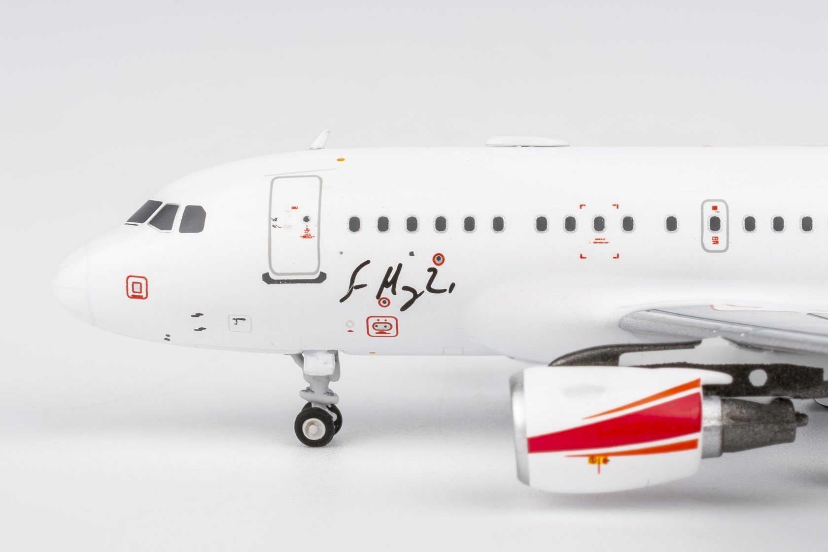Star Jet Airbus A318-100(CJ) Elite (ACJ318) Reg: B-32JS NG48032 1:400 ...