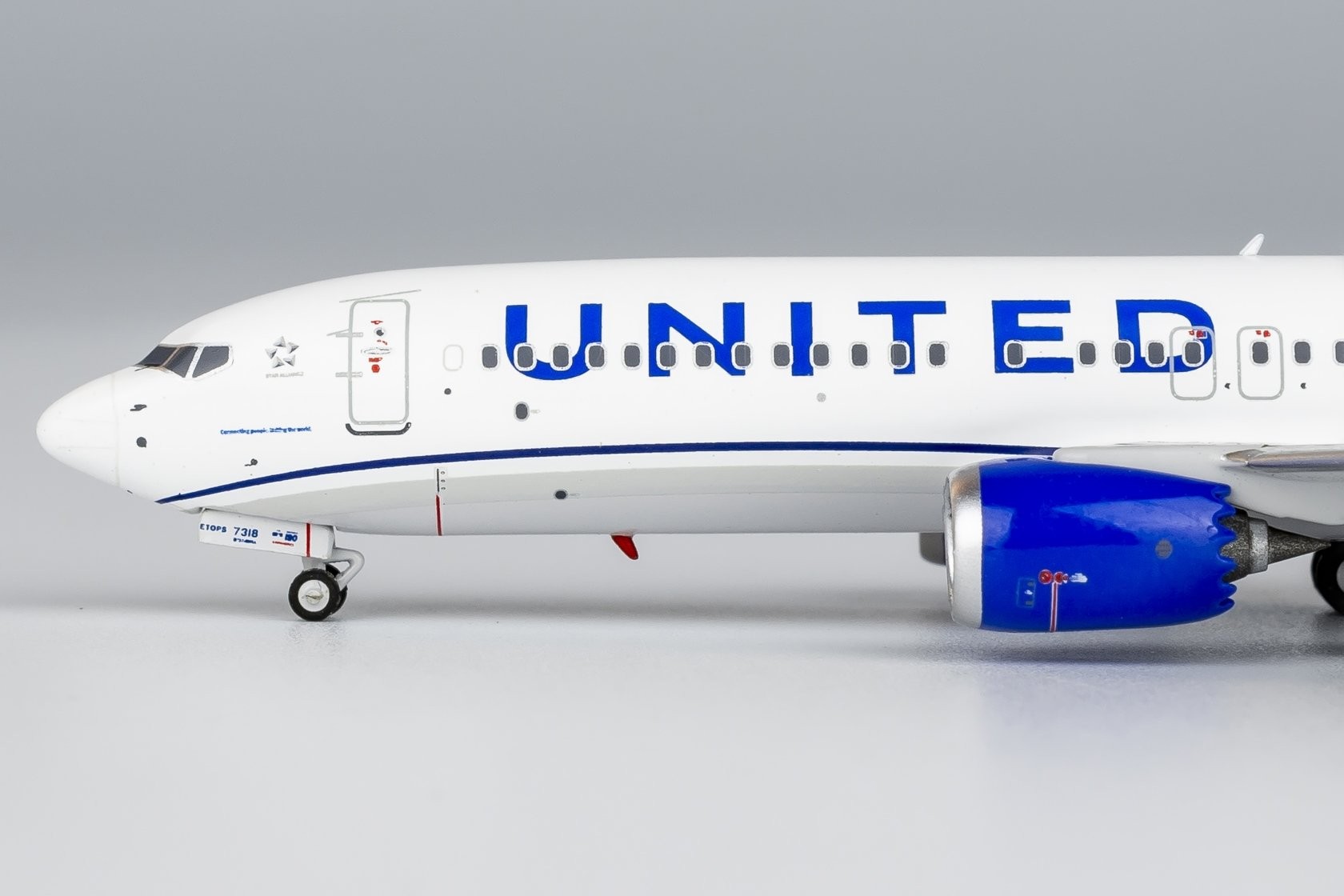 United Airlines Boeing 737 MAX 8 Blue Evolution c/s Reg: N37318 88037 ...
