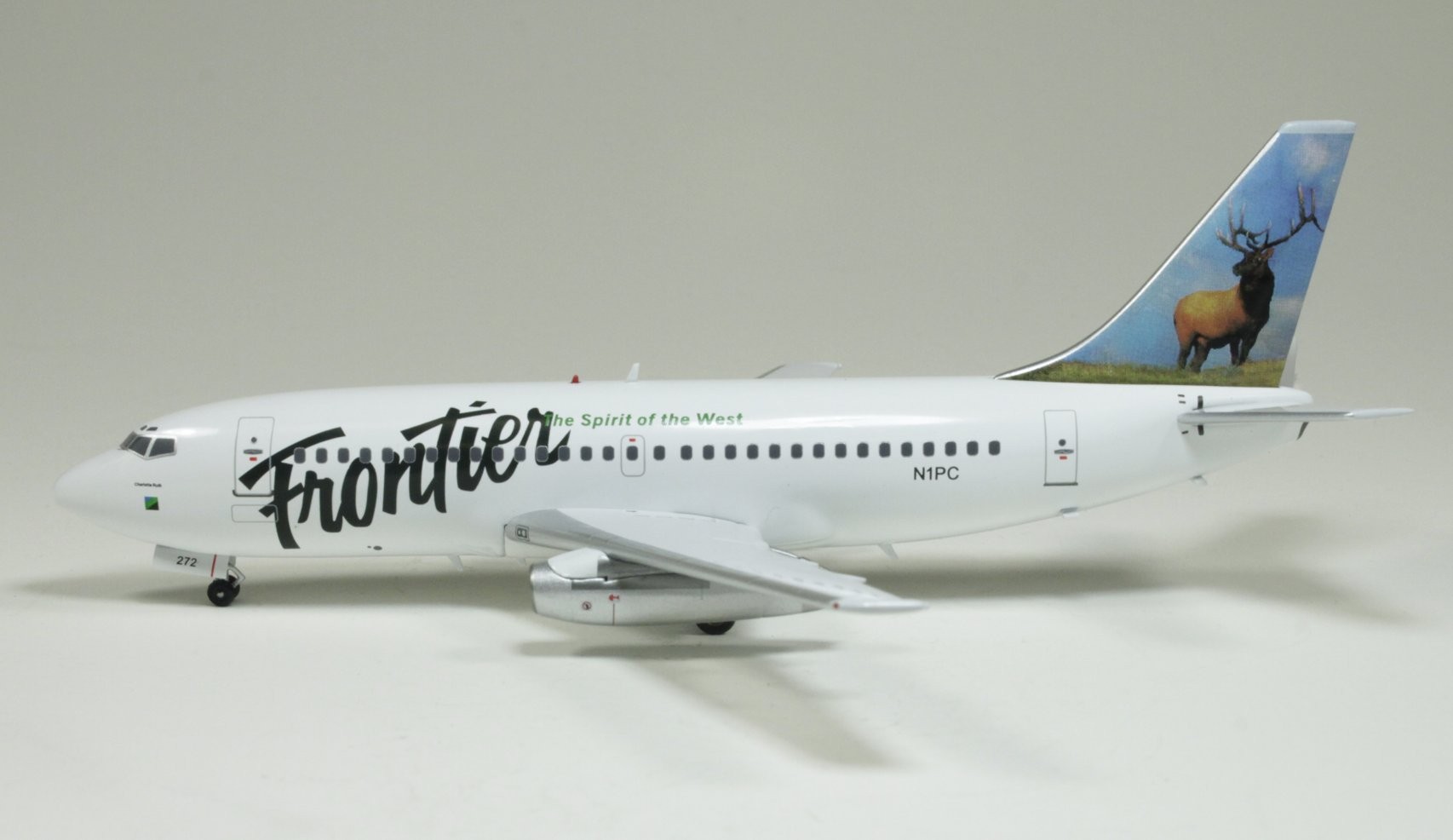 Frontier B737-200 "Elk" N1PC 1:200 Scale ezToys - Diecast Models and ...