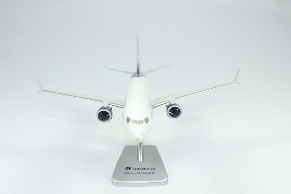 Aeromexico 737 Max 8 w/gear New Tooling 1:200 Scale Hogan Wings Item ...