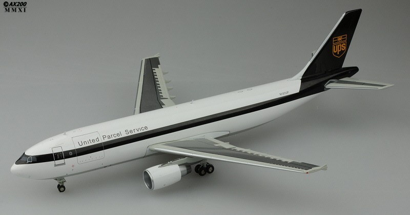 UPS A300-600F N131P Old Livery 1:200 ezToys - Diecast Models and ...