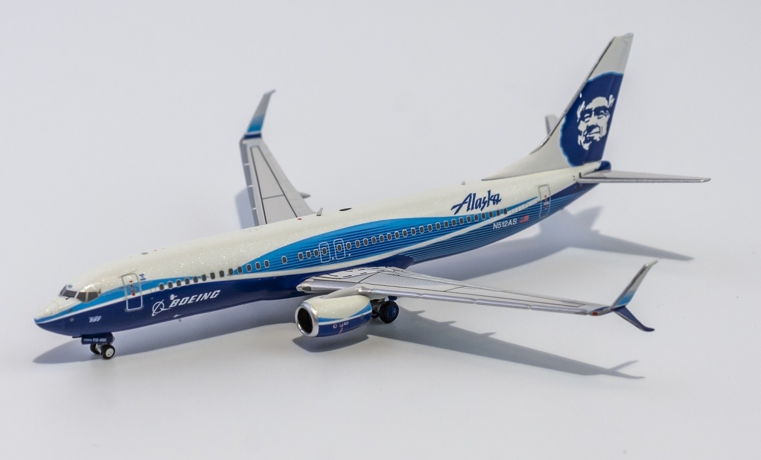 Alaska spirit of Seattle Boeing 737-800 scimitar winglets N512AS die ...