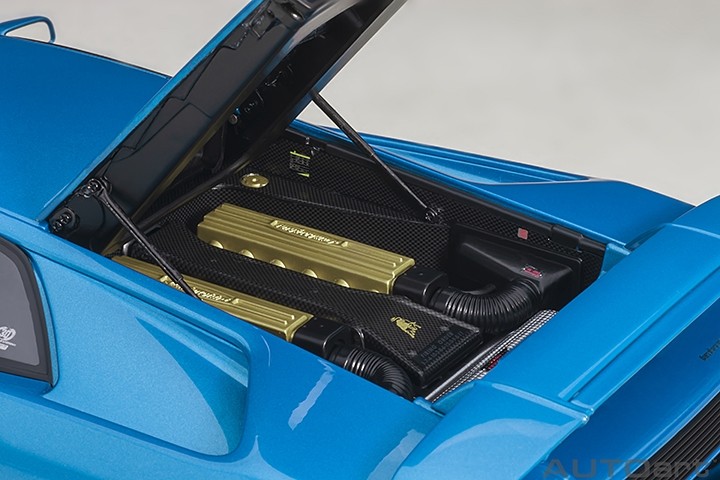 Blue Lamborghini Diablo SE30 Metallic Blue Sirena AUTOart 79156 Scale 1 ...