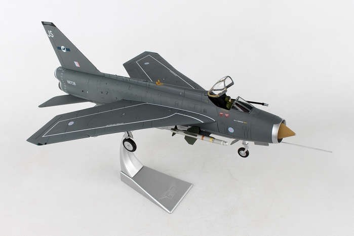 RAF English Electric BAC Lightning F6 XR728/JS Binbrook Corgi Aviation ...