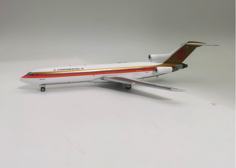 Continental Airlines Boeing 727-224/Adv N79745 With Stand InFlight200 ...
