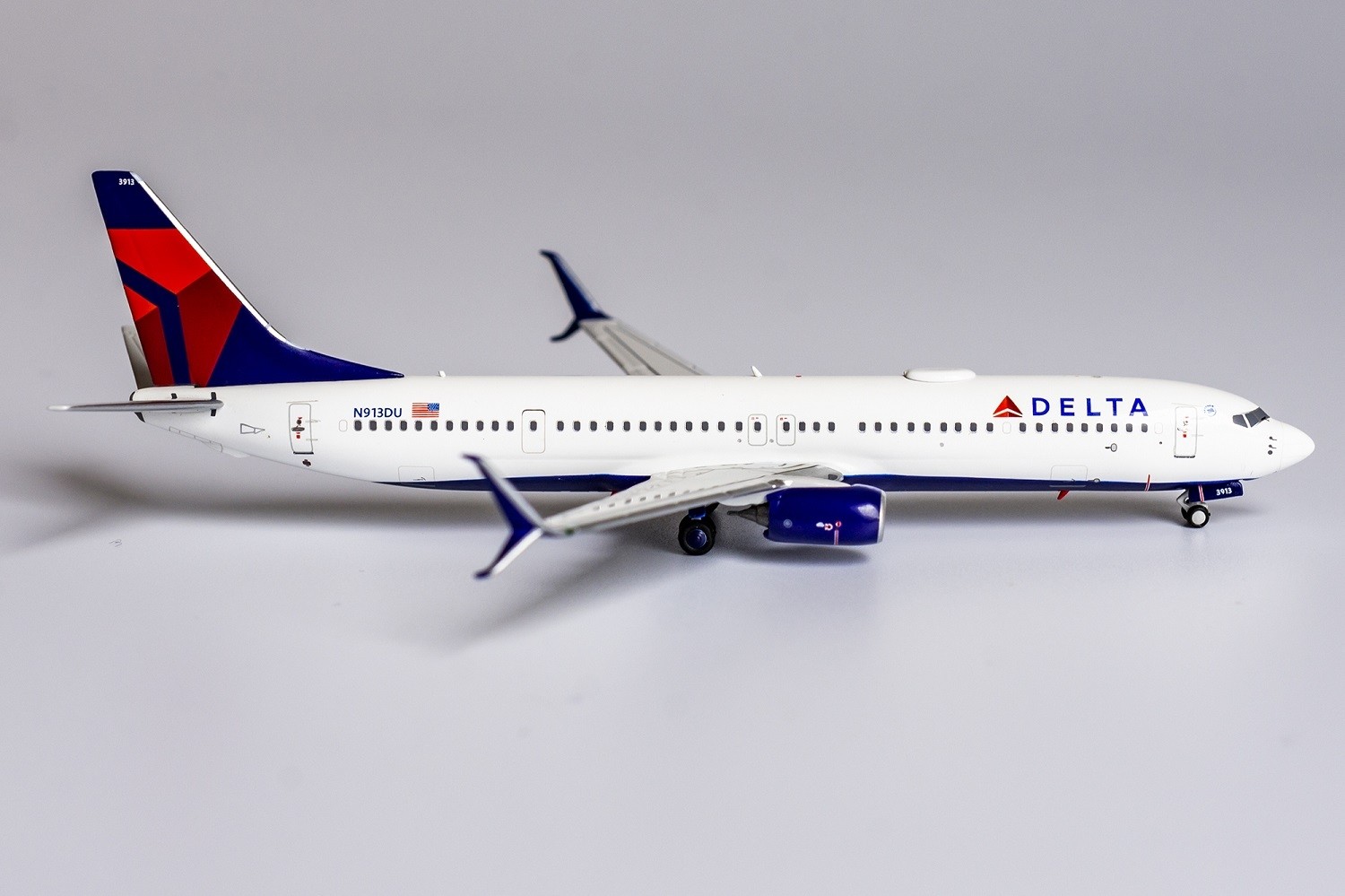 Boeing 737 400 Delta