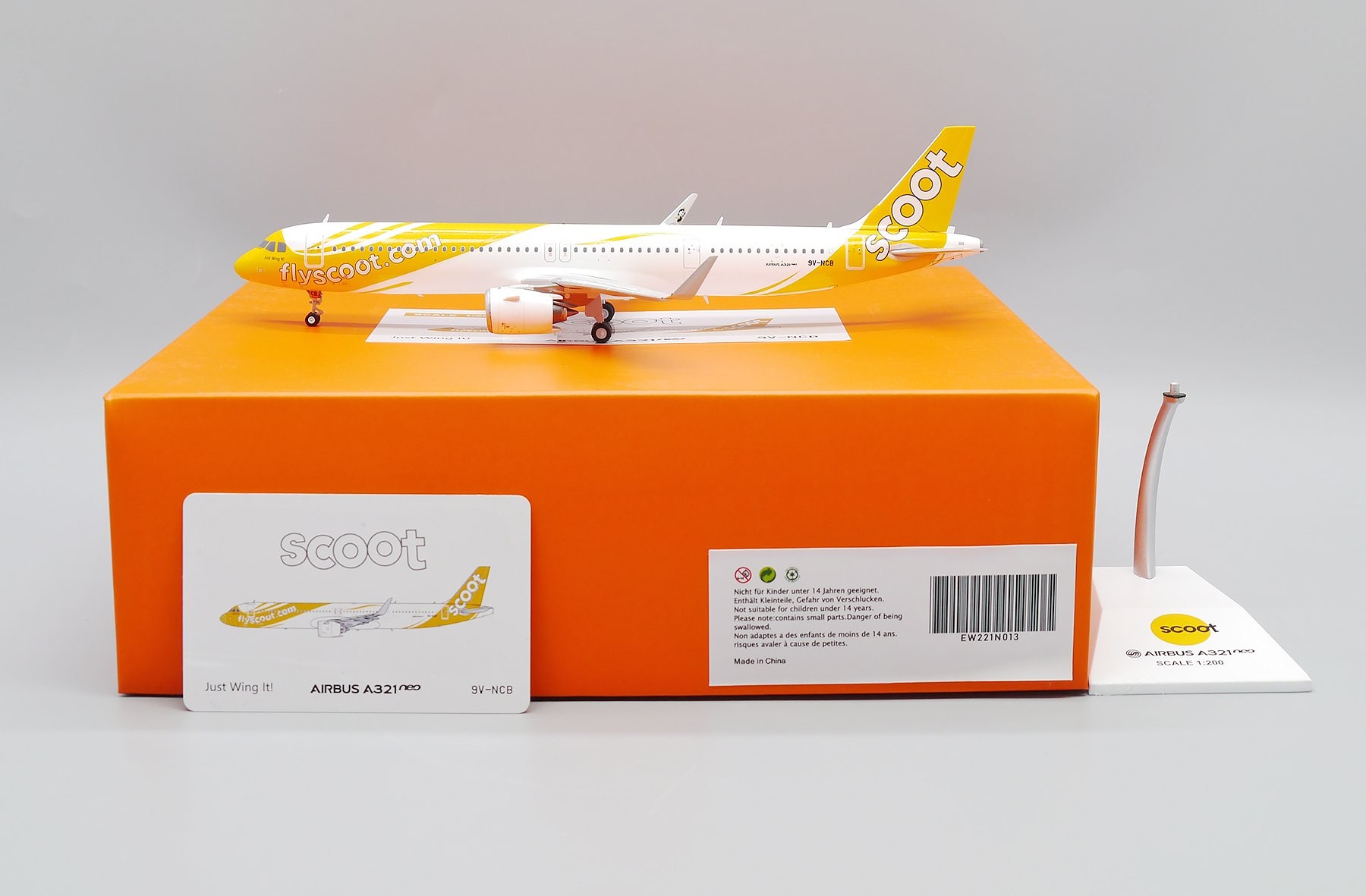 Scoot Airbus A321NEO Reg: 9V-NCB EW221N013 JCWings 1:200 ezToys ...