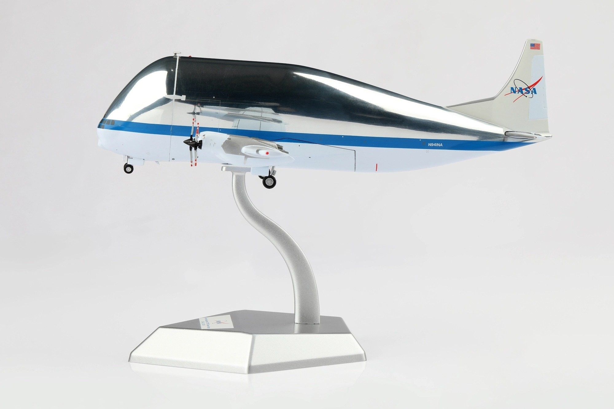 Sold-Out! NASA Boeing 377SGT Reg: N941NA L2057 + SQ Wings 1:200 ezToys ...