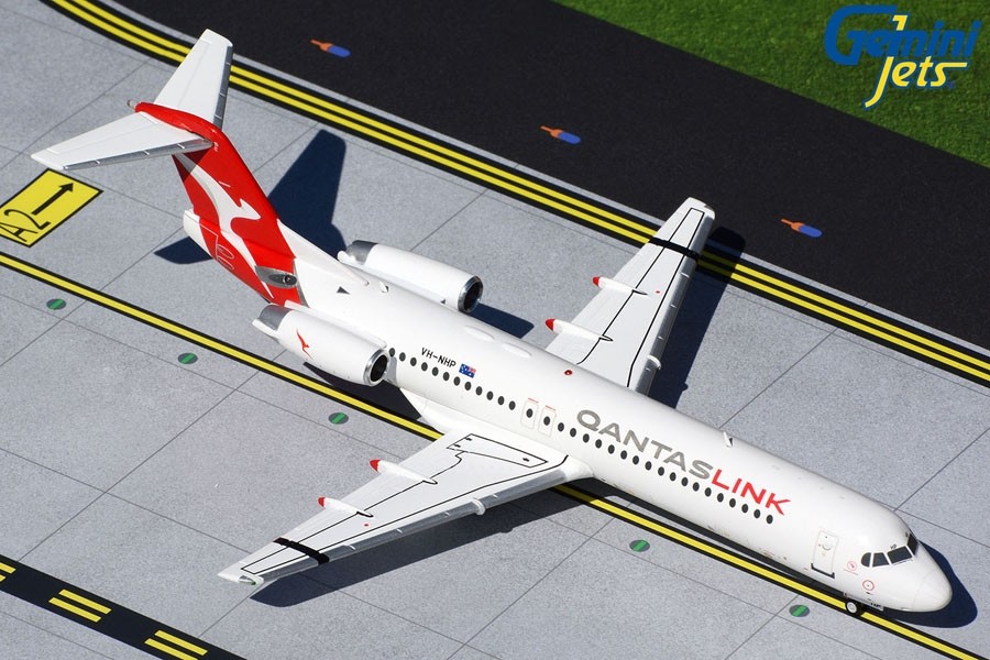 Qantas Link- Network Aviation Fokker F-100 VH-NHP Gemini 200 G2QFA868 ...