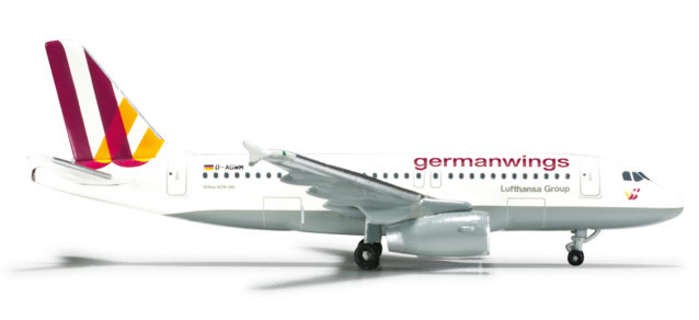 Herpa Germanwings A319 New Livery metal model in 1:500 scale. HE524261 ...
