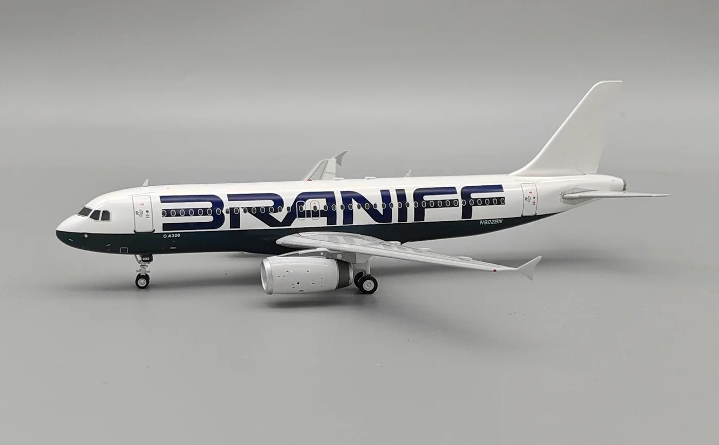 Braniff International Airways Airbus A320-231 N902BN with stand ...