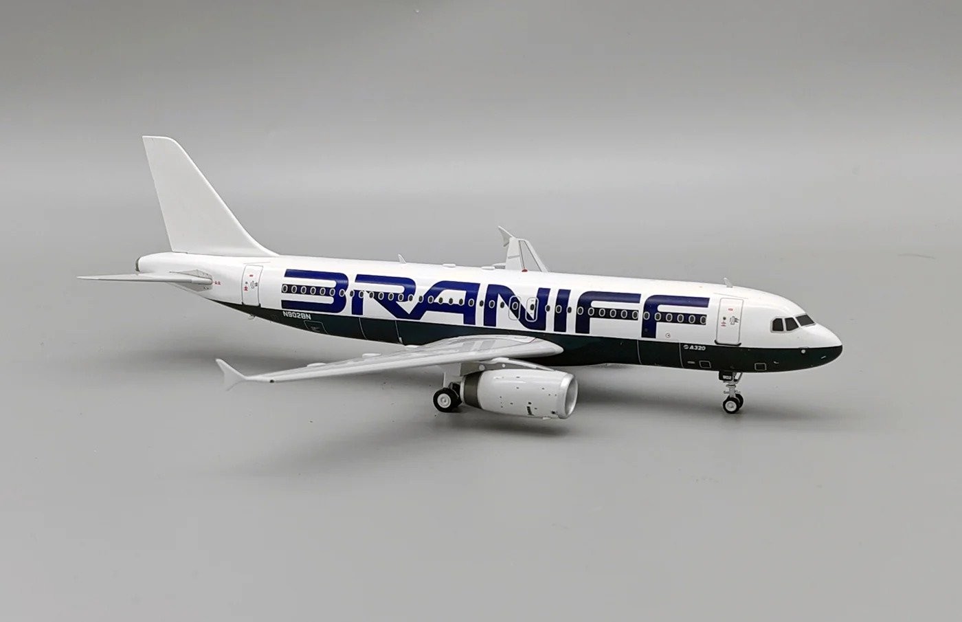 Braniff International Airways Airbus A320-231 N902BN with stand ...