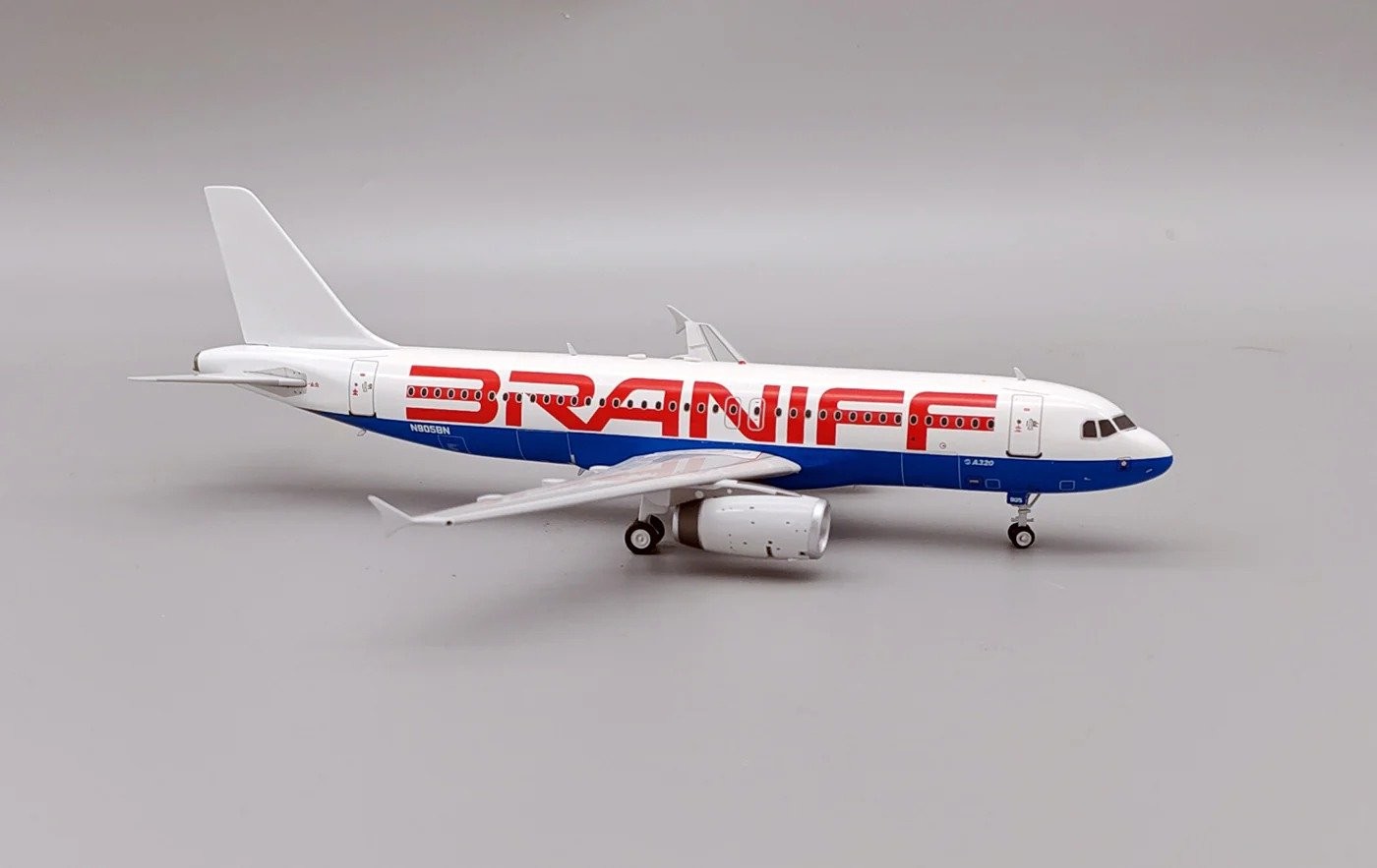 Braniff International Airways Airbus A320-231 N905BNwith stand ...