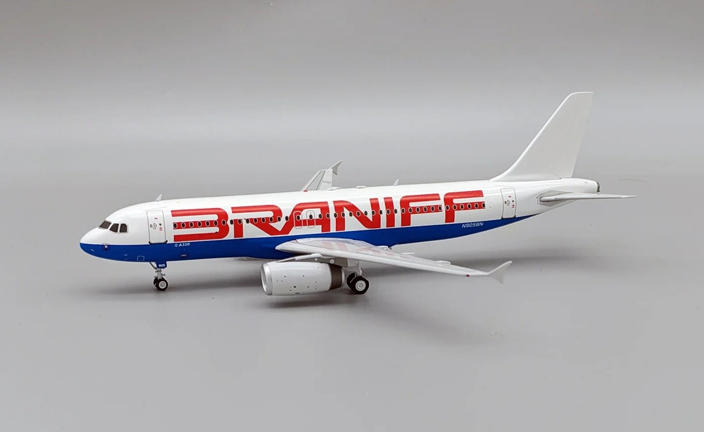Braniff International Airways Airbus A320-231 N905BNwith stand ...