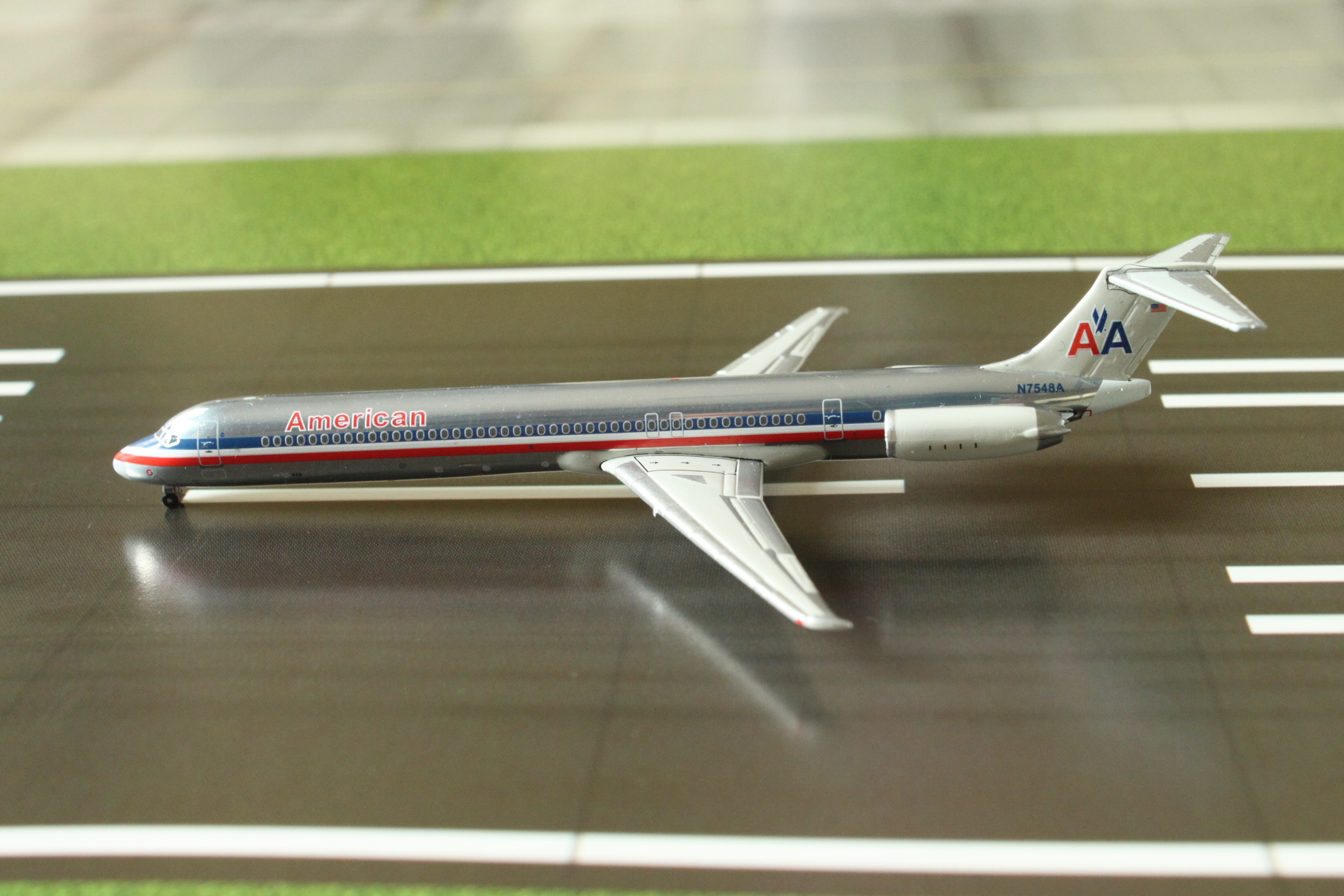 1/400 American Airlines MD-80 ~ N7548A (Polished) ezToys - Diecast ...