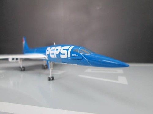 Pepsi Concorde w/ Stand JFOX/ InFlight Model JFI-CONC-001 Scale 1:200 ...