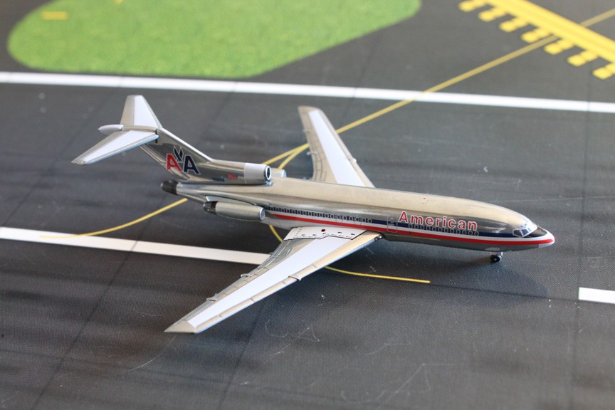 American Airlines 727-100 New C/S ezToys - Diecast Models and Collectibles