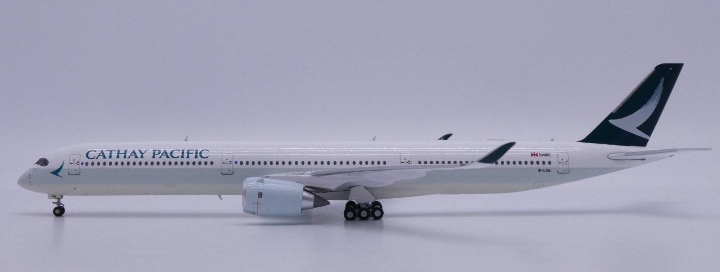 Misc Airbus A350-1000XWB Reg: B-LXN SA4048 JCWings 1:400 ezToys ...
