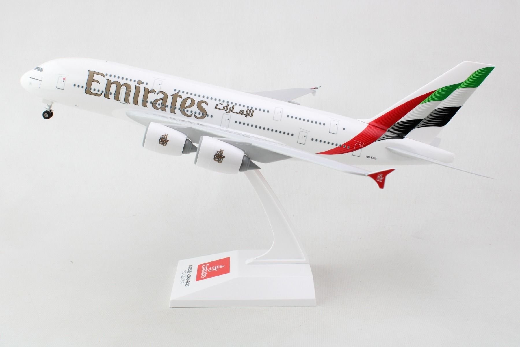 Emirates Airbus A380-800 New Flag with gears and stand Skymarks SKR1135 ...