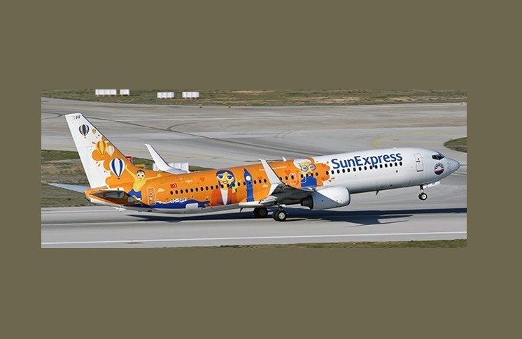 SunExpress Boeing 737-800 TC-SPF "Proudly Flying Boeing" JC Wings ...
