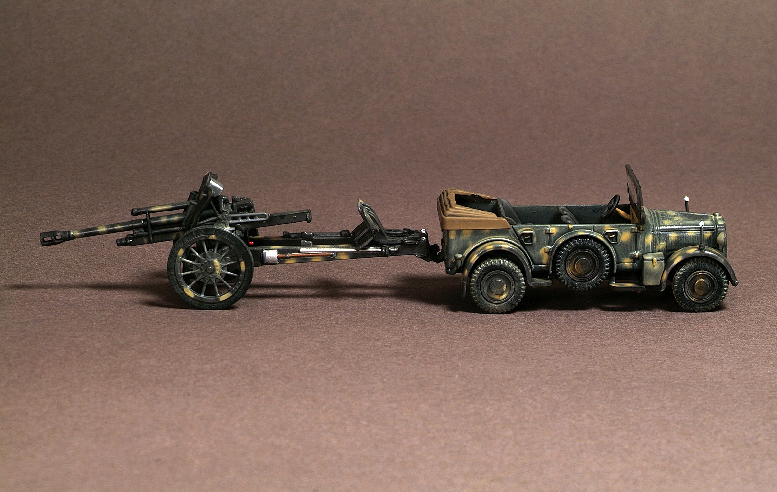 War Master "Military Machines" Kfz.15 Horch + 105 mm FH 18M Item: WM ...