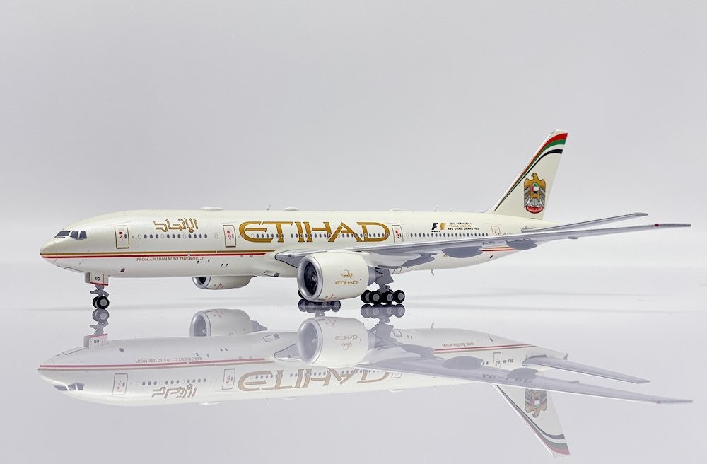 Etihad Airways Boeing 777-200LR (2015 Formula 1) Reg: A6-LRD XX40107 JC ...